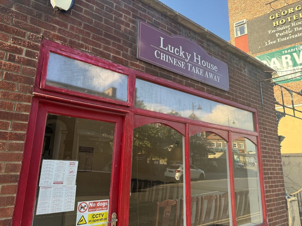 Lucky House – Welcome To Whitby!