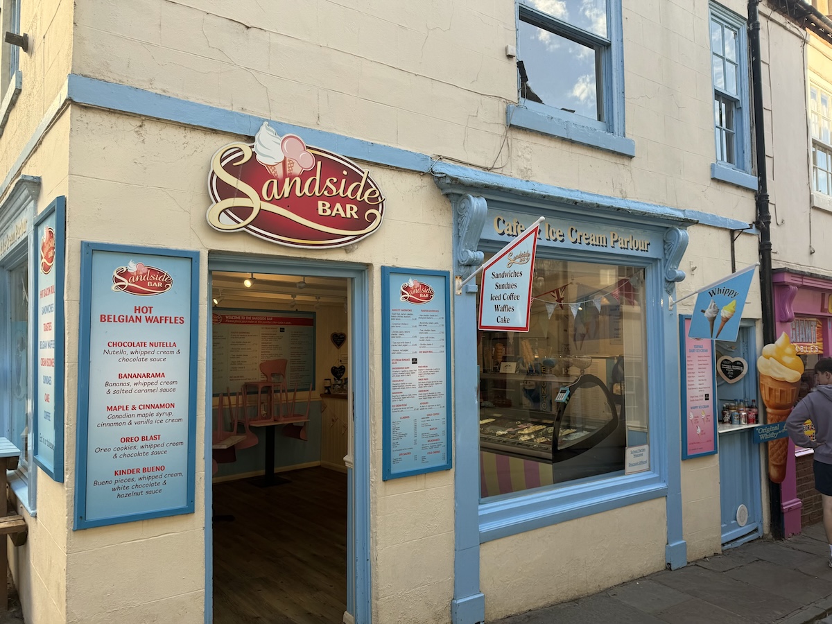 Sandside Bar – Welcome To Whitby!